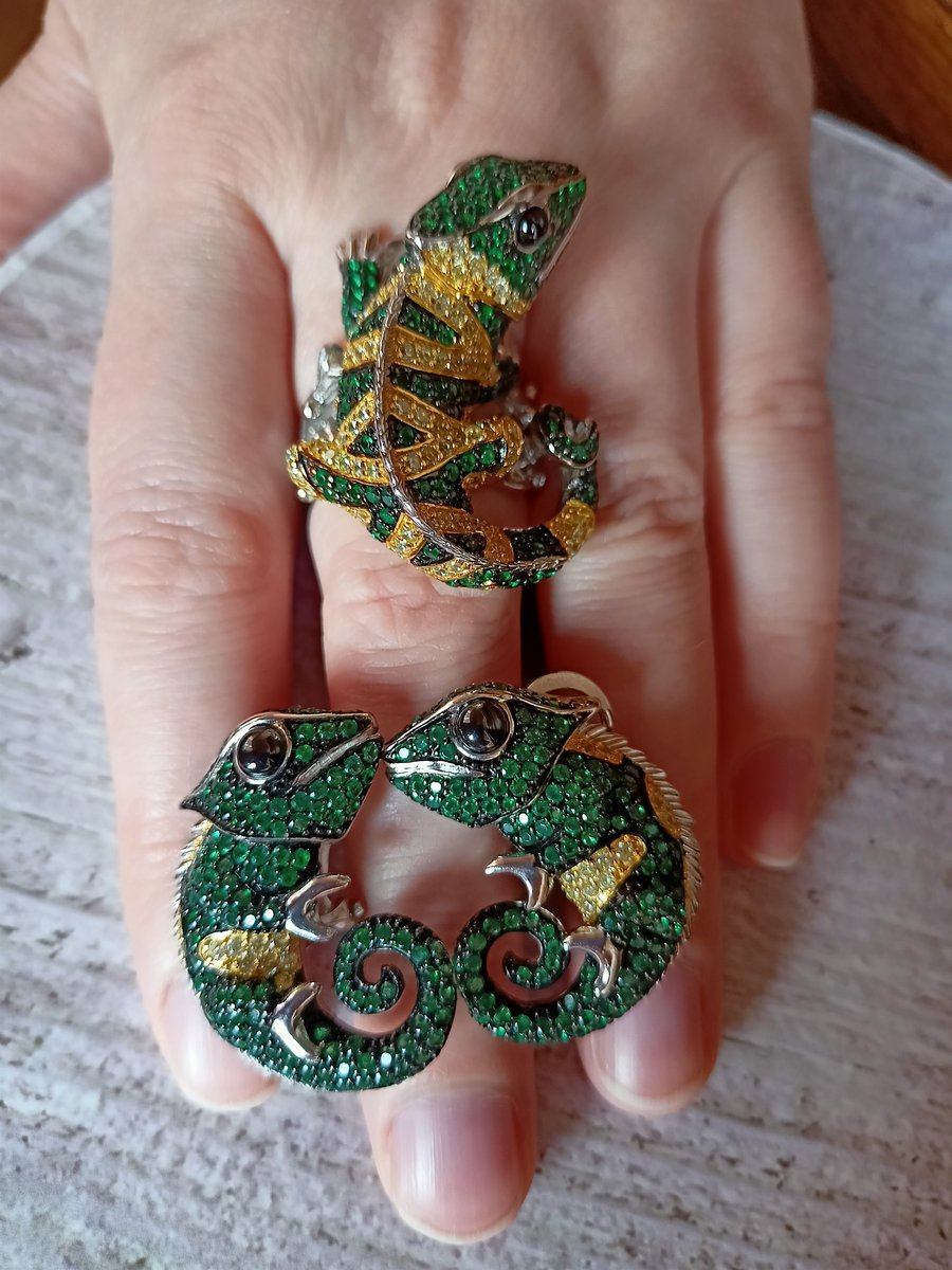 Серебряные серьги с фианитами SUNLIGHT: белое серебро 925 пробы, фианит ...